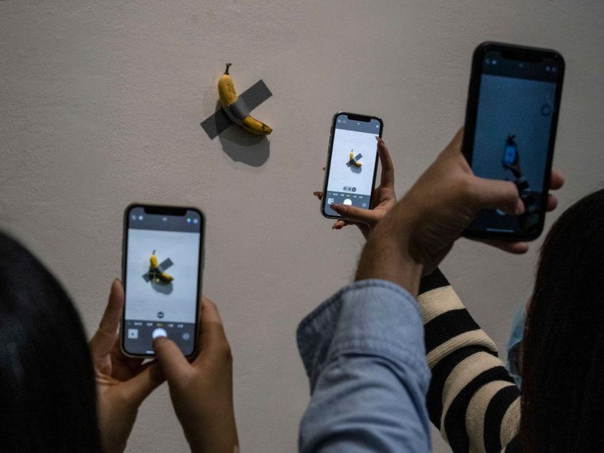 6 Karya Seni Nyeleneh: dari Pisang hingga Toilet Emas - Comptonhistory ...